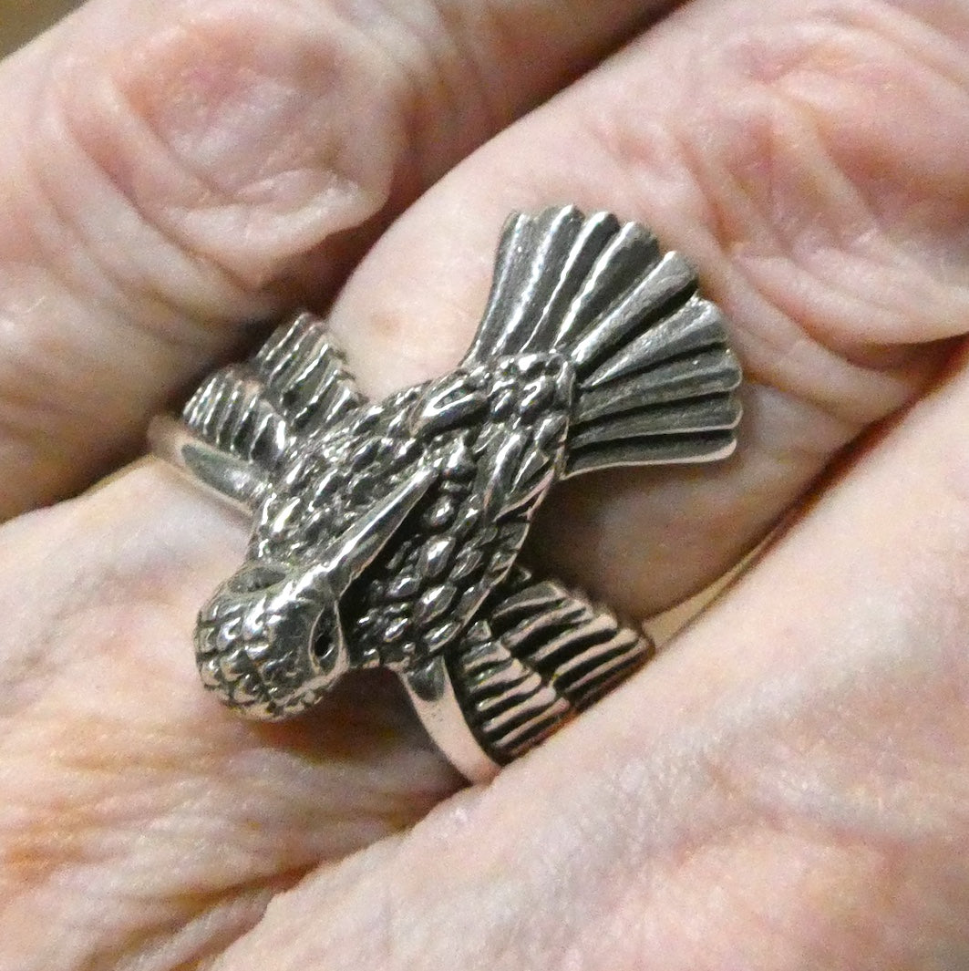 Ibis Animal Totem Ring, 925 Sterling Silver kt – Crystal Heart